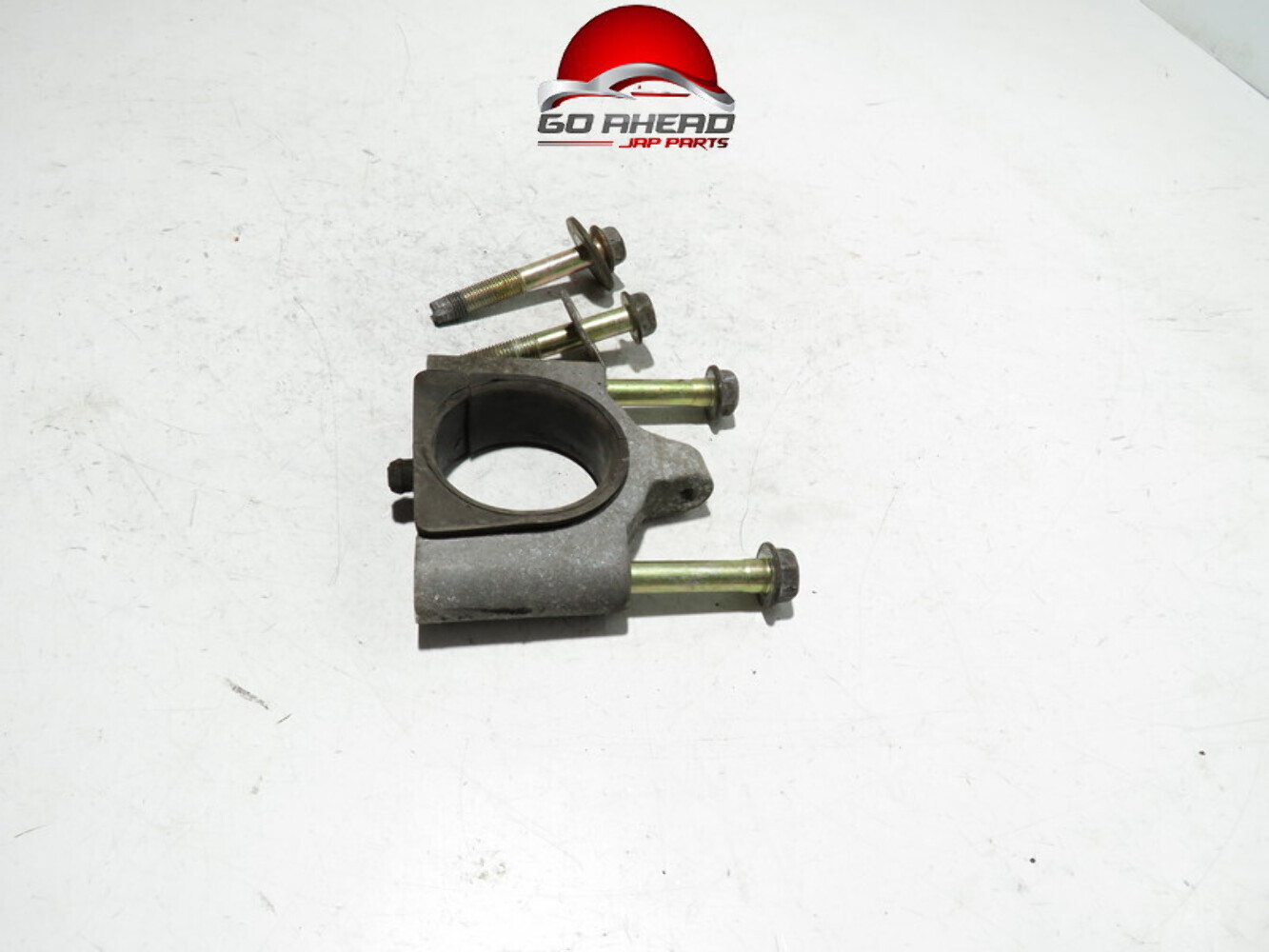 LEXUS IS200 IS300 99-05 POWER STEERING RACK CLAMP & BOLTS | eBay