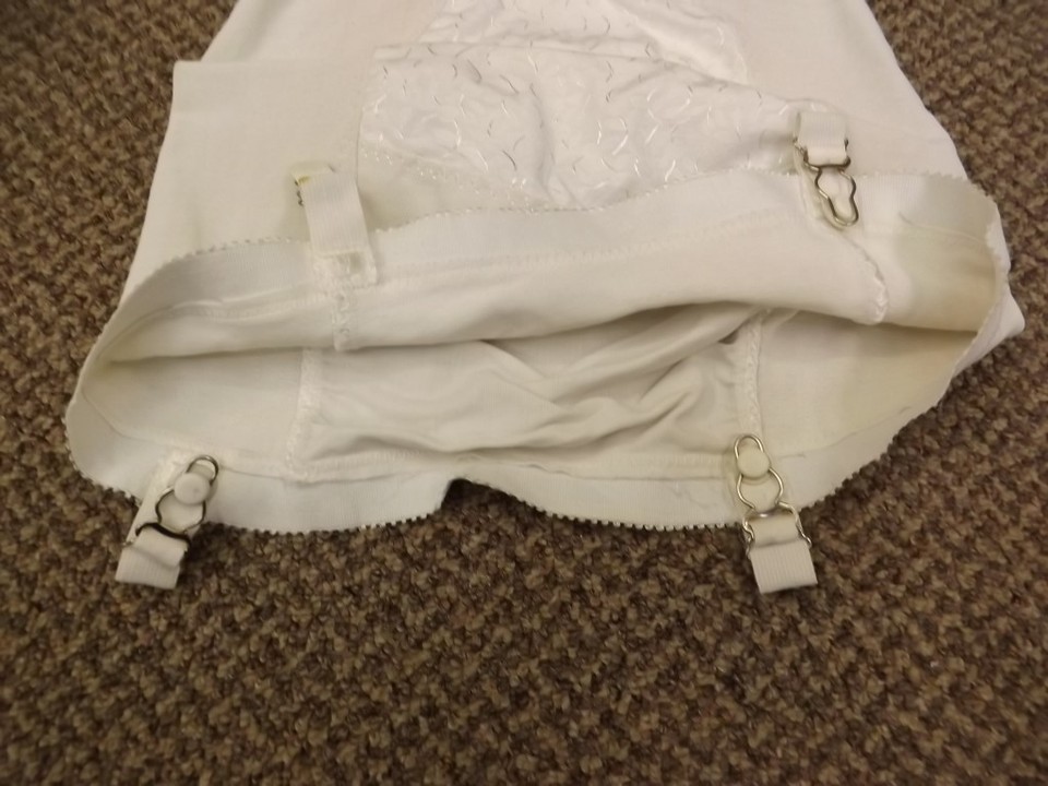 Lovely Vtg 50s 60s NEW Hi Waist Rayon Rubber Open Bottom Garters Girdle ...