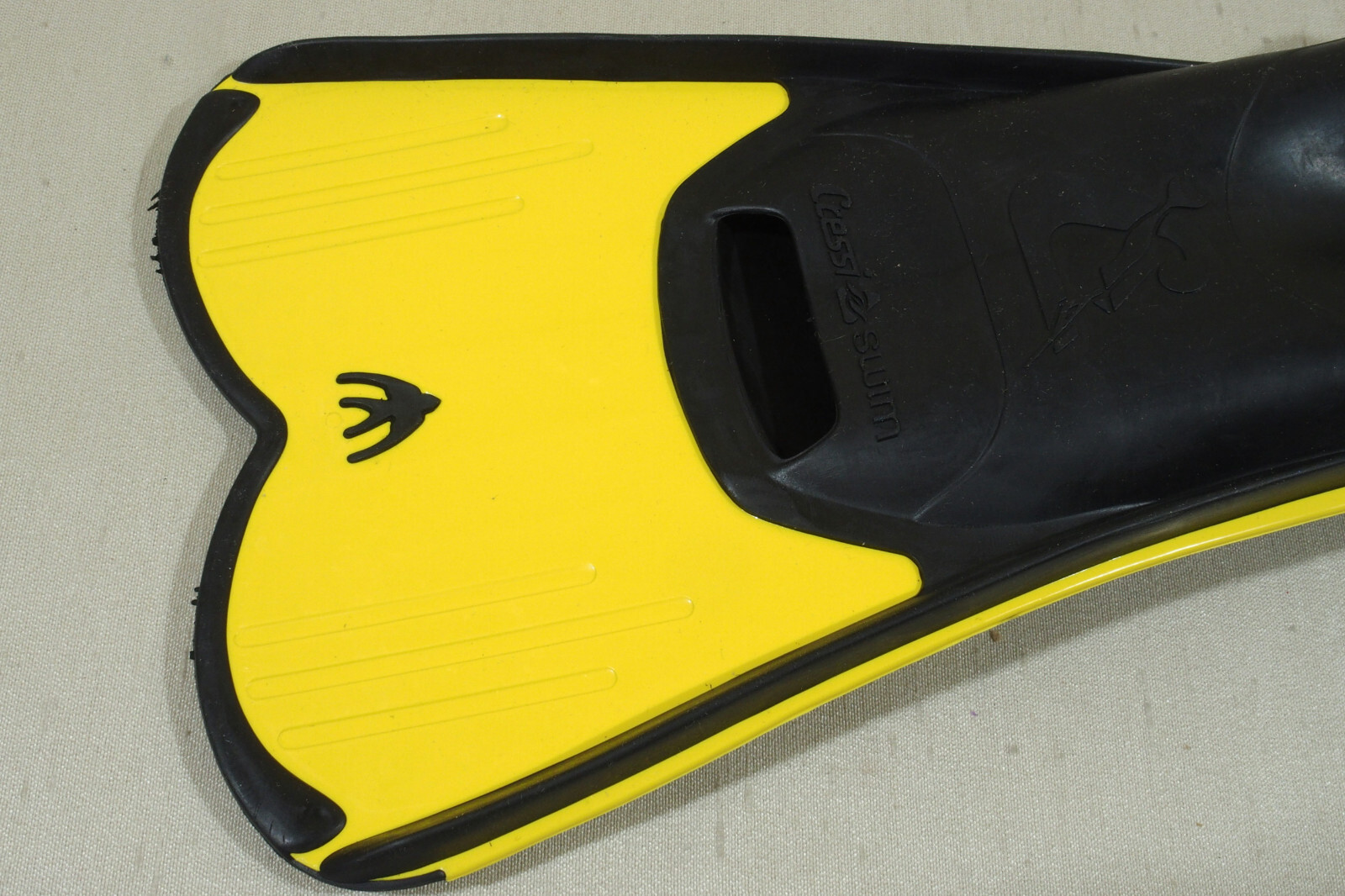NEW Cressi Rondine Light Swim/Snorkel Fins - Yellow - Full Foot | eBay