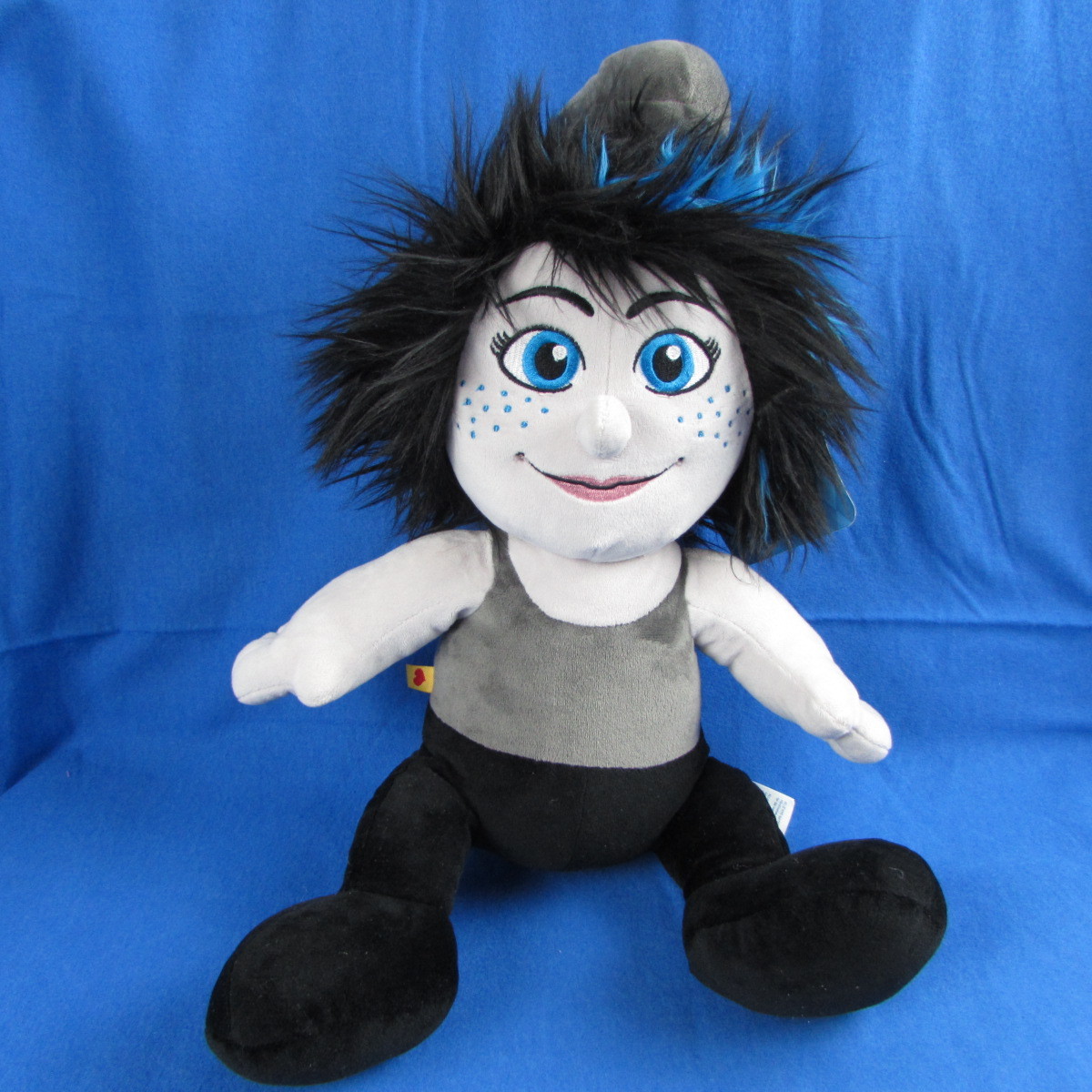 The Smurfs 2 Smurfette And Vexy Hug