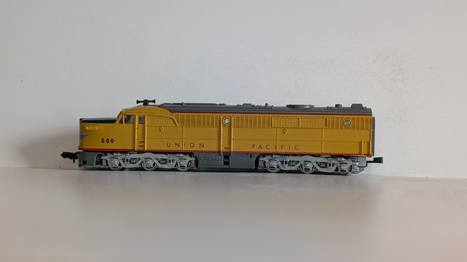 N SCALE DC POWERED AND DUMMY LOCOMOTIVES (UP TO 15% OFF) | eBay