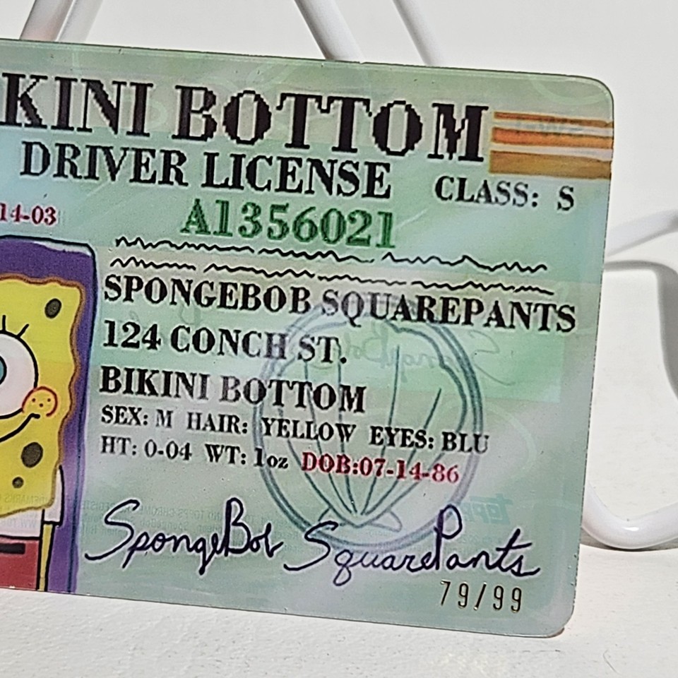 2025 Topps Chrome SpongeBob Squarepants Wallet Bikini Bottom Driver ...