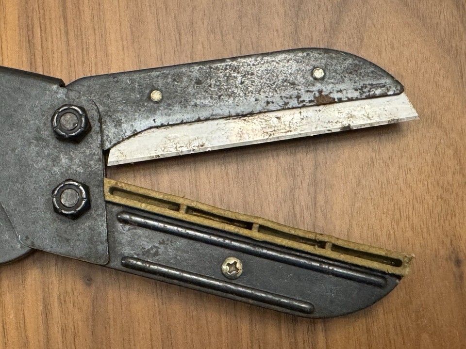 CRAFTSMAN HANDI-CUT PROFESSIONAL MULTI-USE, HOSE CUTTERS PLIERS 9-37201 ...