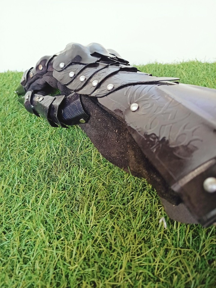 Gauntlet Gloves Steel Black Gauntlet Armor Lord Of The Rings Nazgul ...