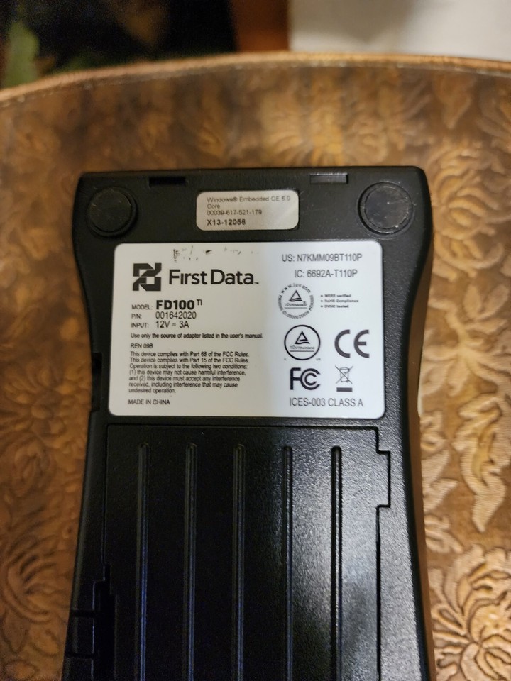 FIRST DATA FD100 TI Merchant Terminal Card Reader Scanner w/AC Adapter ...