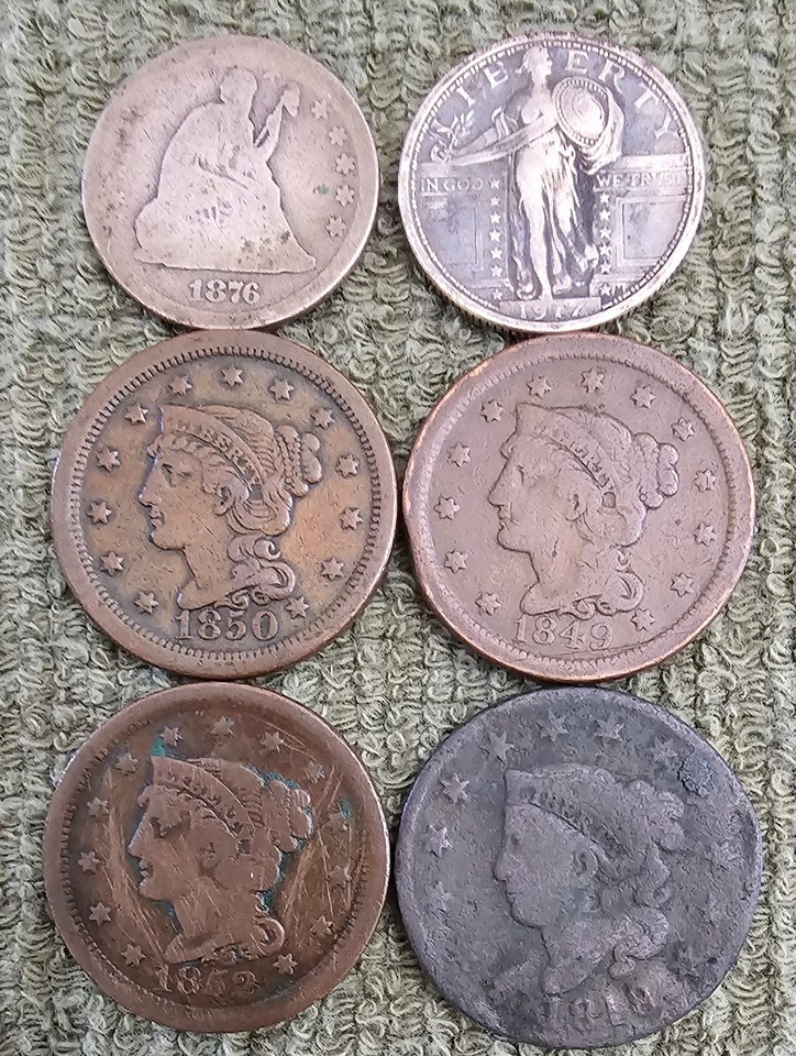 Over 80 assorted US coins - All with issues - Take a look At the Pics ...