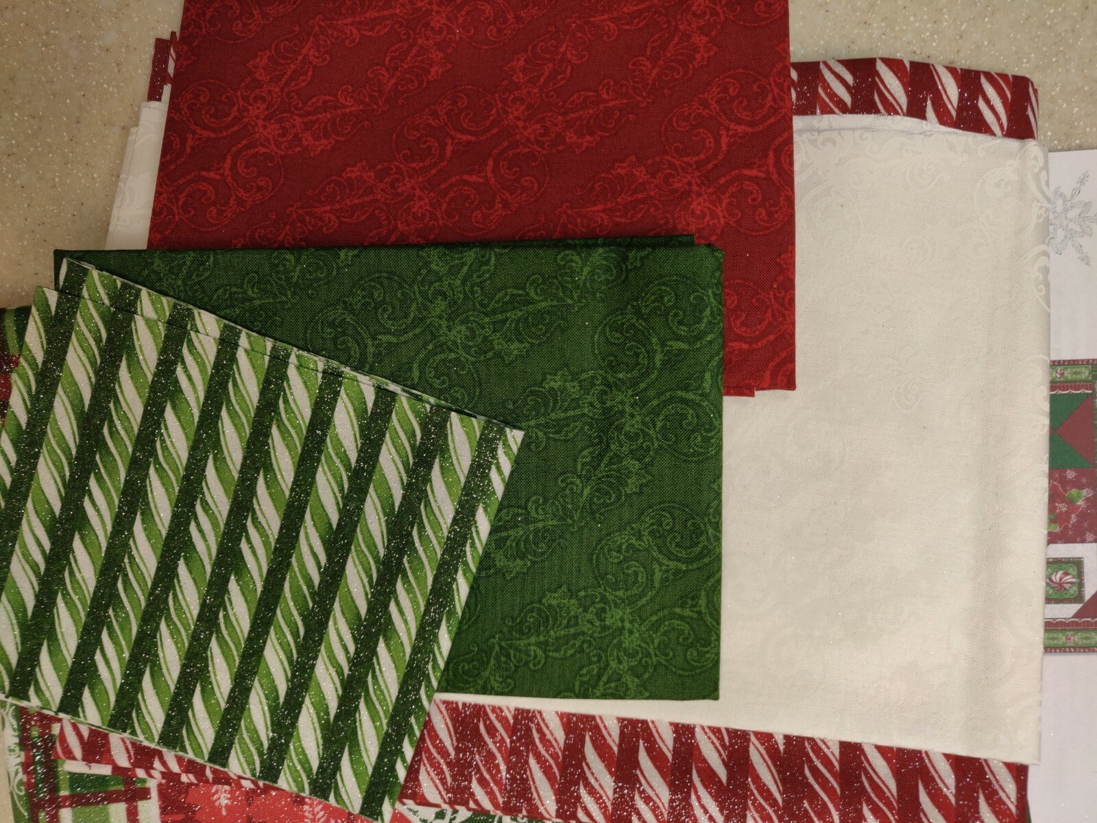 Christmas Poinsettias & Peppermints Wall Quilt Kit by Studio E Fabrics ...