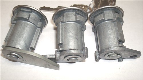 1970-1974 AMC AMX Javelin Trunk Door Ignition Locks With AMC Logo Keys ...