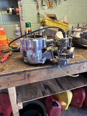 85 Honda CR500 CR 500 OEM Engine Motor Cylinder Jug With Oem Carb ...