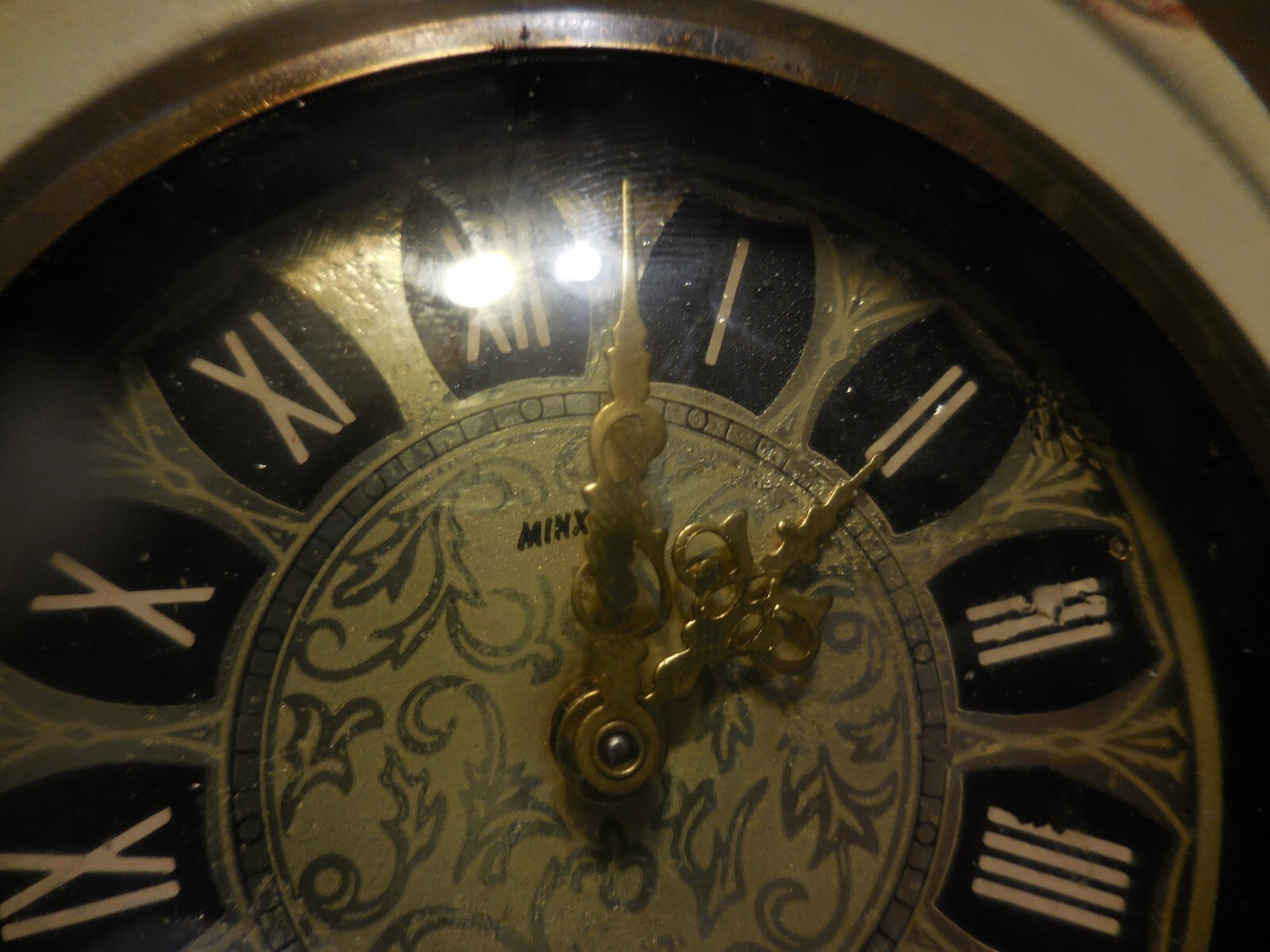 Minxie Porcelain Victorian multicolored floral mantle clock mechanical ...