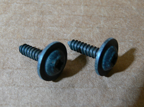 GENUINE LAND ROVER BODY MOULDING SCREW SET OF 2 NEW DISCOVERY 17 ON ...