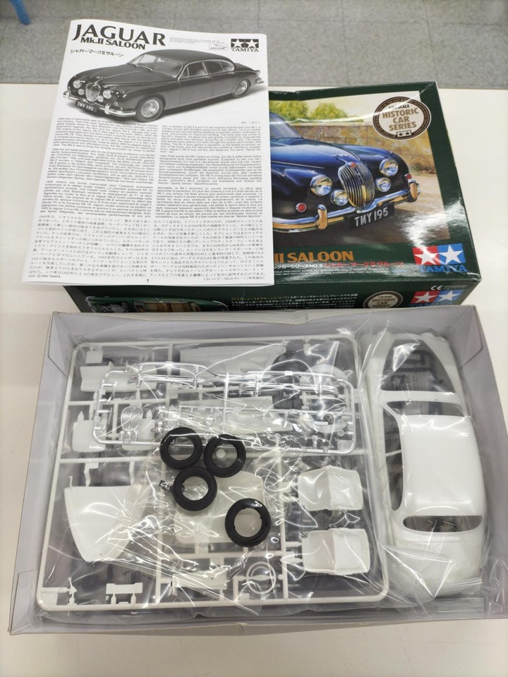 Historic Car Series Model Number 1 24 Jaguar Mark II Saloon Tamiya | eBay