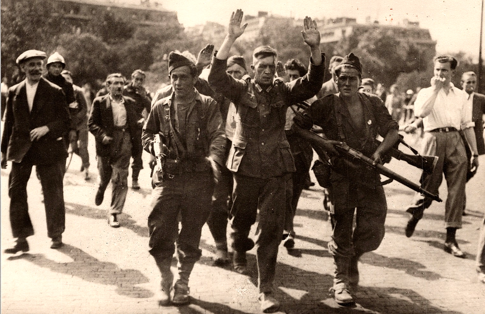 VINTAGE REAL PHOTO POSTCARD WW2 FRENCH MILITARY GUN GERMAN PRISONER ...