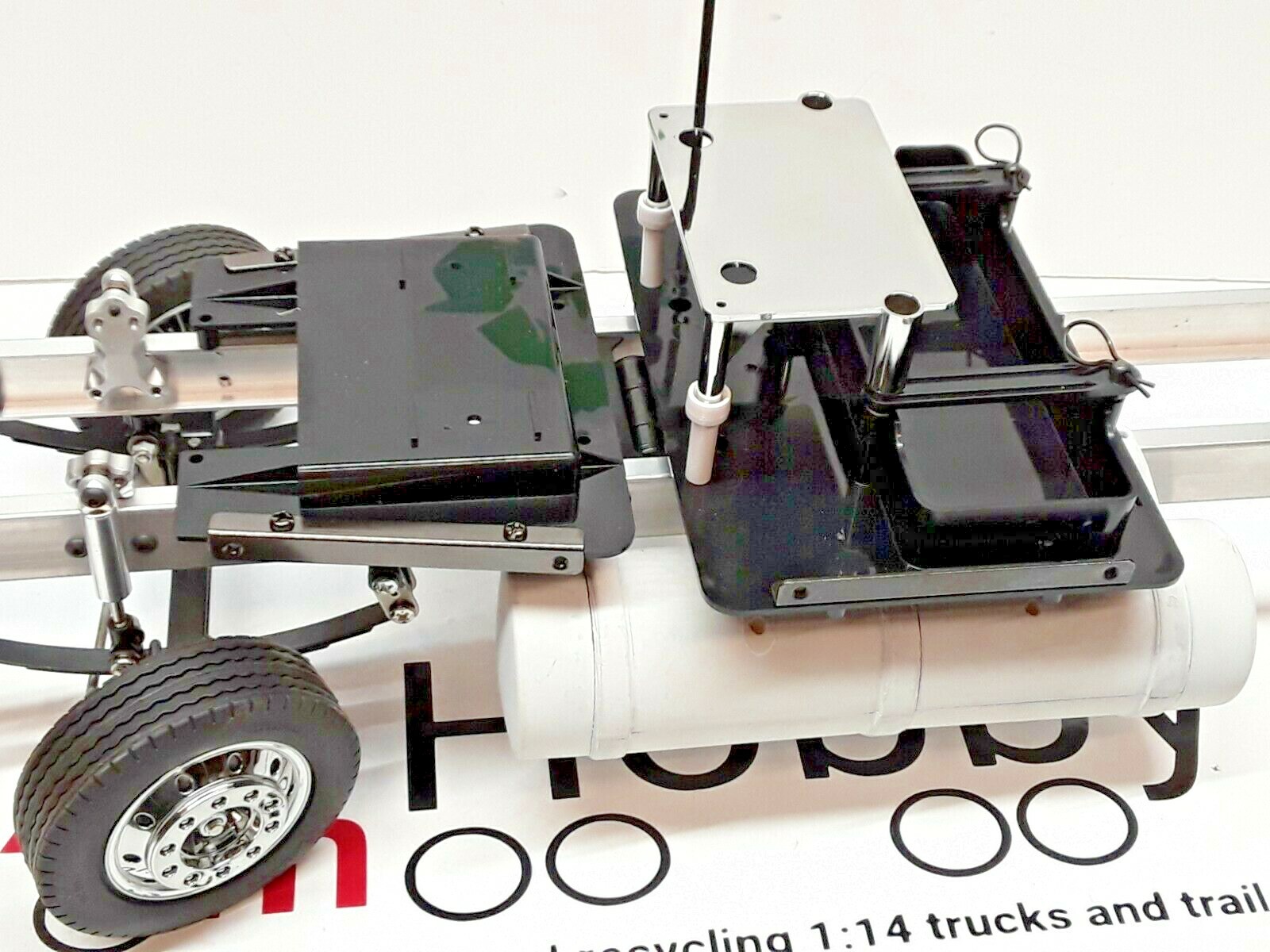 1/14 Tamiya Grand Hauler Cab Bases with Body Mounts & Assembled Battery ...