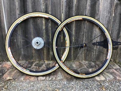 Wheels & Wheelsets - Rolf Vector - Nelo's Cycles
