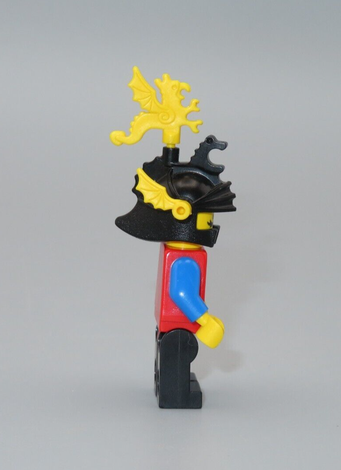 Lego Dragon Knight Castle yellow plume feather minifigure 6043 6056 ...