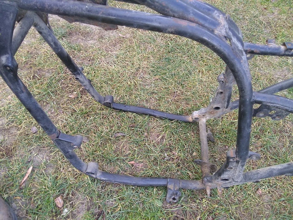 1980-1982 Kawasaki KZ750 Frame Section Please read full description Cut ...