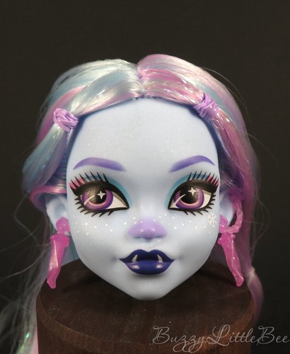 Monster High Doll G3 Abbey Bominable Boo Crew Pink Ice Earrings Only | eBay