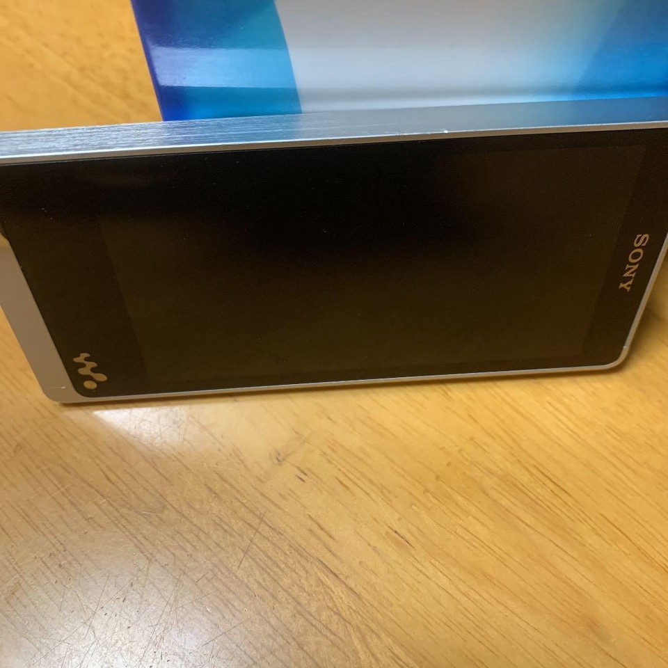 Sony NW-ZX1 128GB Hi-Res Walkman Silver High Resolution Portable MP3 ...