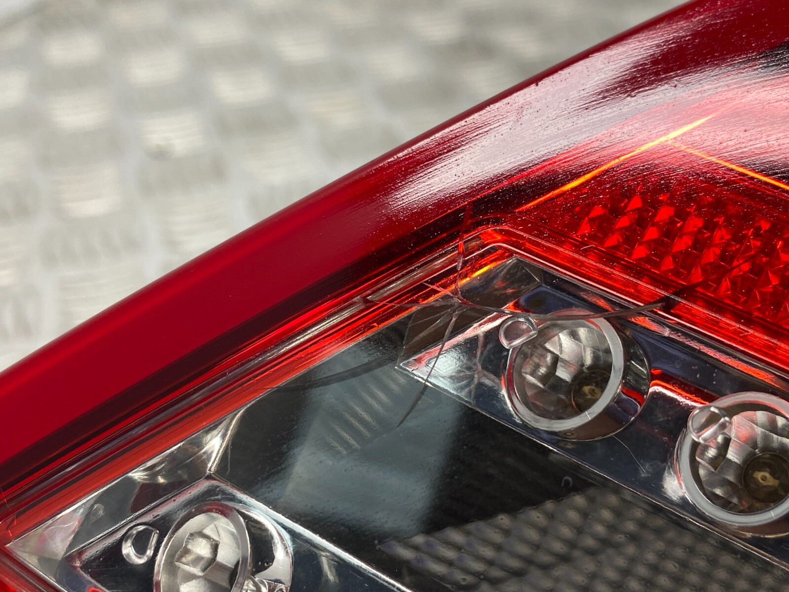 2012 MERCEDES BENZ C CLASS W204 REAR RIGHT DRIVER SIDE TAIL LIGHT RHD ...