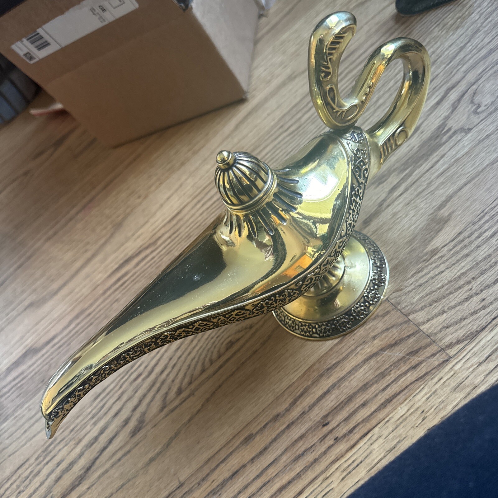 Disney Aladdin Genie Lamp Limited Edition 4000 Numbered Rare Brass Gold ...