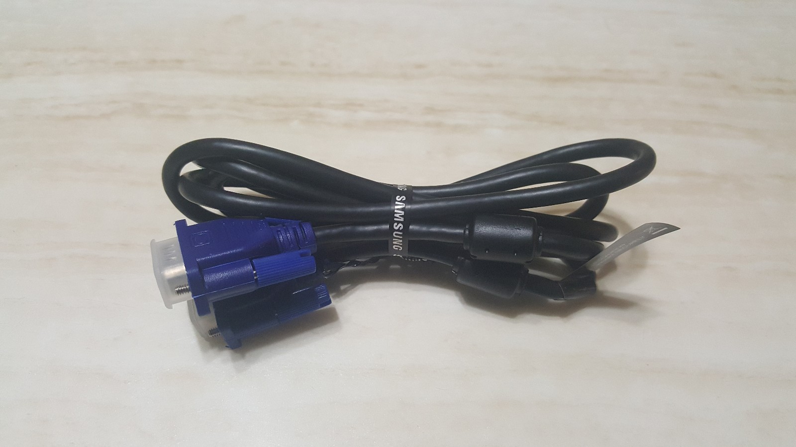 Samsung BN39-00244H VGA Male 15-Pin Monitor Cable - 1.5 meter/5 foot (4 ...