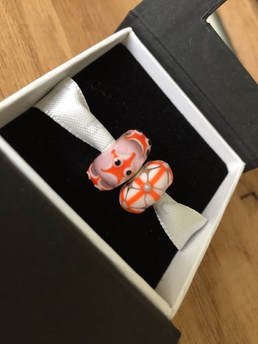 2 set! Trollbeads Ooak Uniques critter star fish splat pink base orange ...