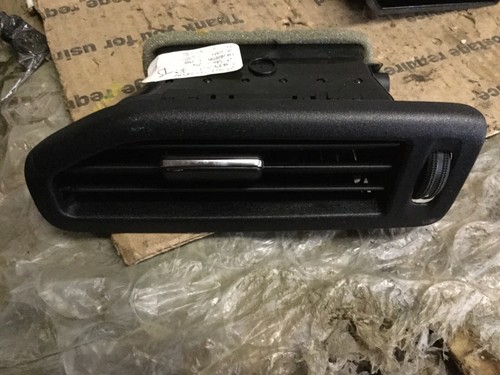 13 14 15 16 Mercedes GL450 GL550 Left Driver B Pillar Vent 1668300954 ...