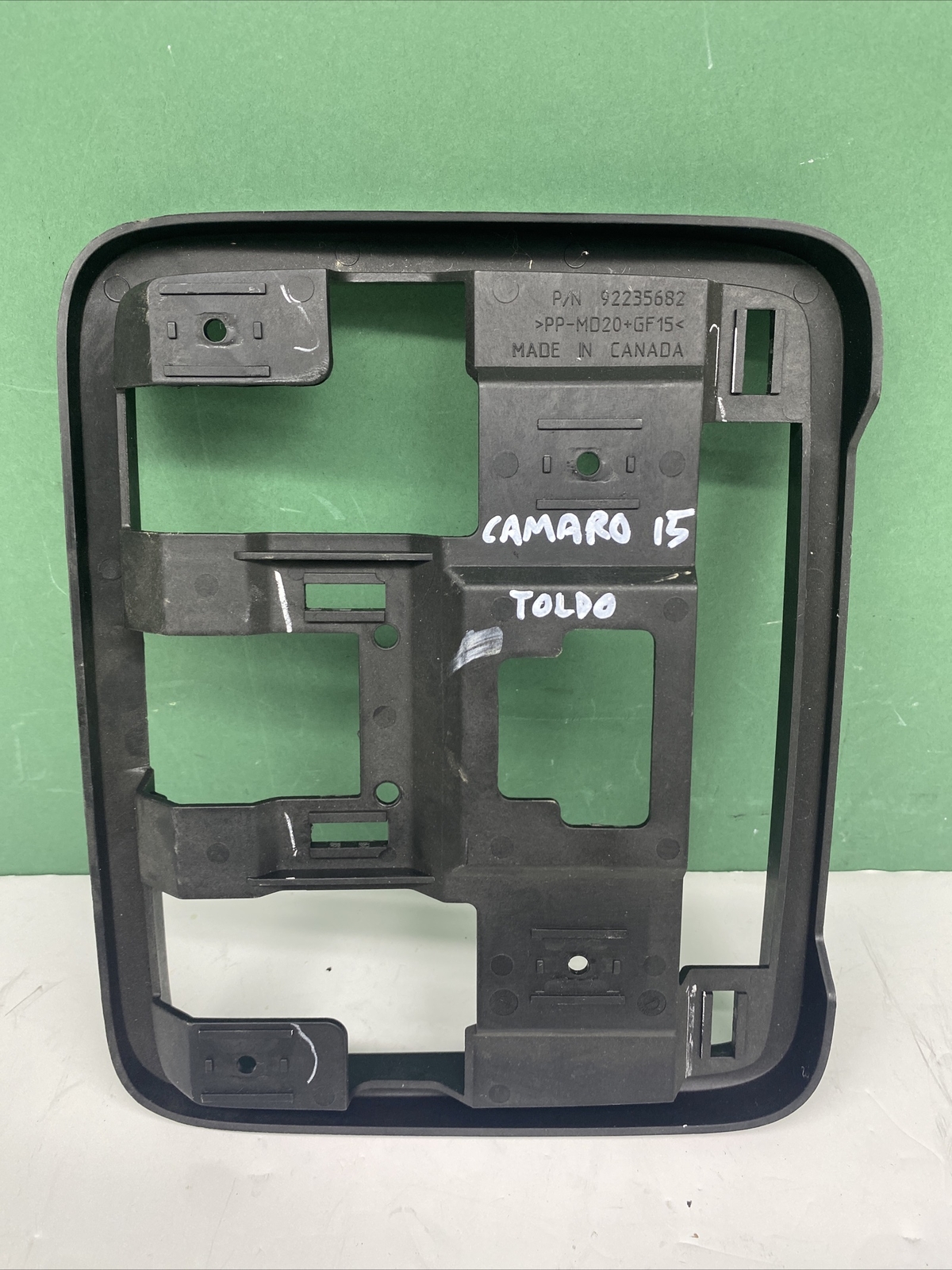 2010 - 2015 Chevrolet Camaro Coupe Overhead Console Dome Retainer Plate ...