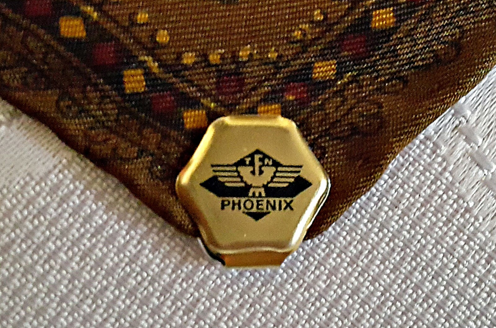 AUSTRIA-VINTAGE AUTHENTIC AIRLINE TFN PHOENIX VIENNA PAISLEY SILK 27 ...