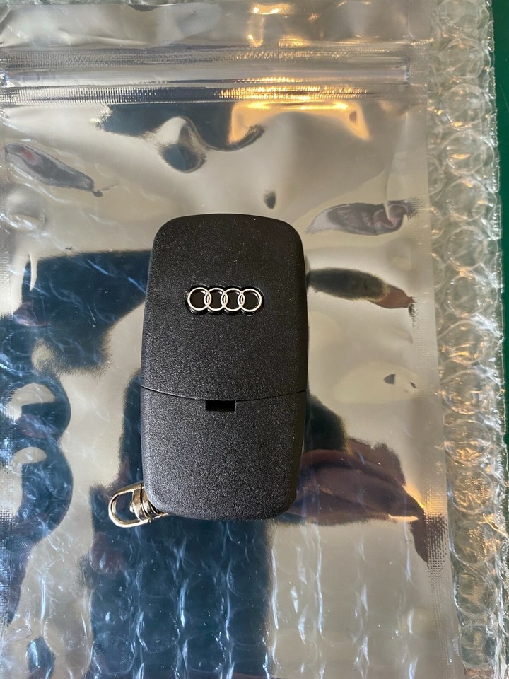 Genuine PCB Audi TT Mk1 Key 4D0837231K *With Cut Blade* | eBay