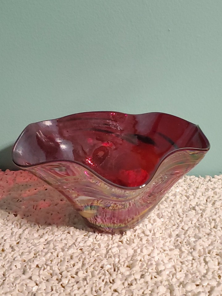 Glass Eye Studio Iridescent Red Swirl Ruffled Edge 6" Hand Blown Art ...
