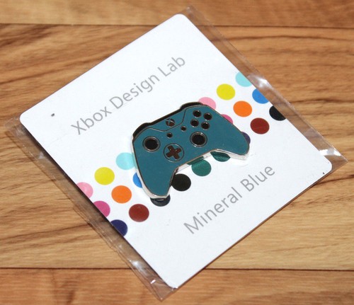 Xbox One Design Lab Controller Rare promo Pin Gamescom 2017 Mineral ...