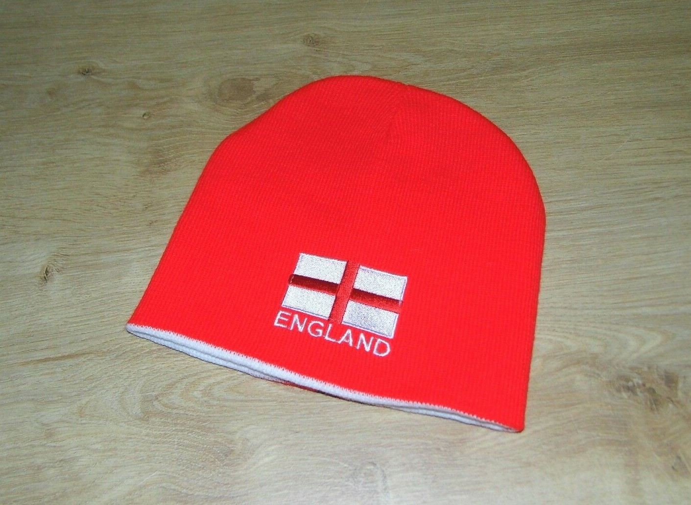 England Beanie Hat; Reversible Red & White St George's Cross Design ...