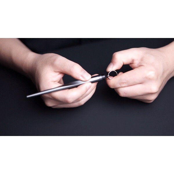 novium Hoverpen 2.0 [space black] Ergonomically Designed Aluminum Pen ...