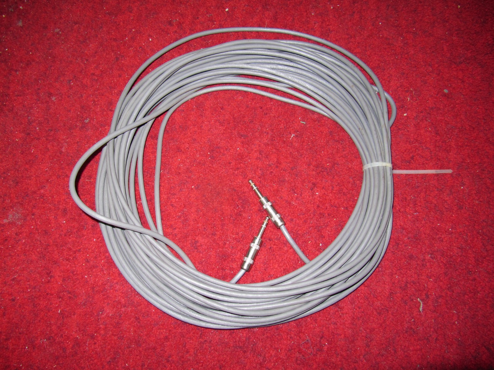 AUDIO PATCH CABLE 74' ,WITH PHONO PLUGS. 18 AWG 2 COND. | eBay