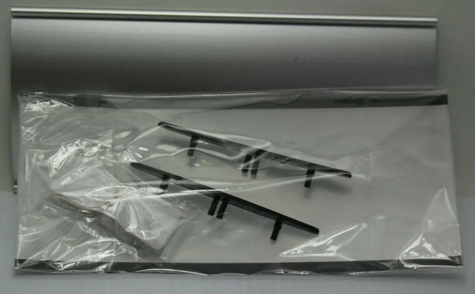 Advantus People Pointer Wall/Door Sign 8.5 x 4 Inches with Plastic ...