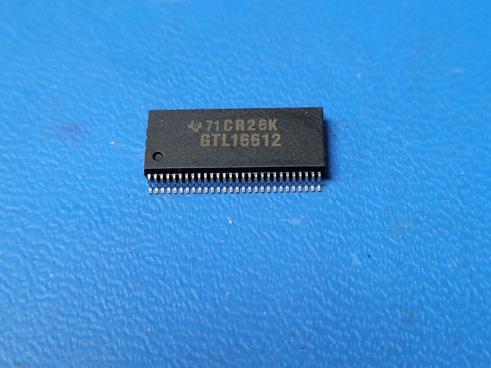 (1 PC) SN74GTL16612DGGR TI Universal Bus Transceiver 18-Bit 56-TSSOP | eBay