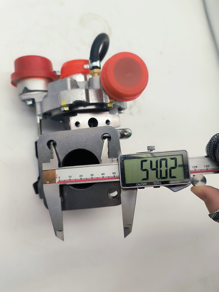 150105-00044D Turbocharger 7030304 For Bobcat T550 T590 T595 T630 T650 ...