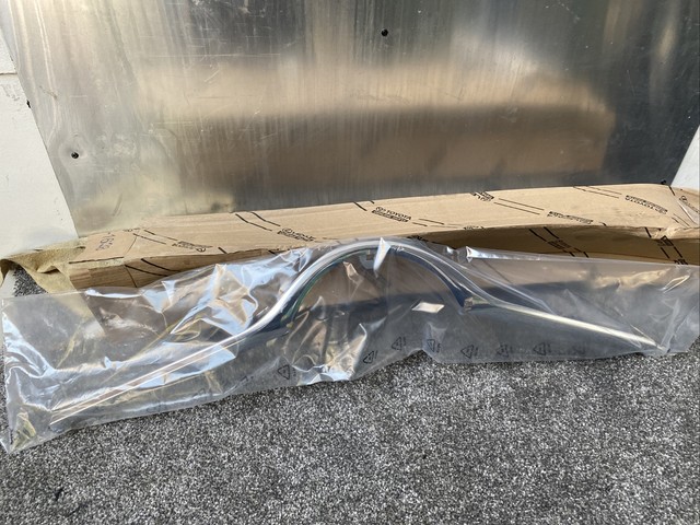 Genuine Toyota YARIS Front Grill Lower Trim 2015 53121-0d250 for sale ...