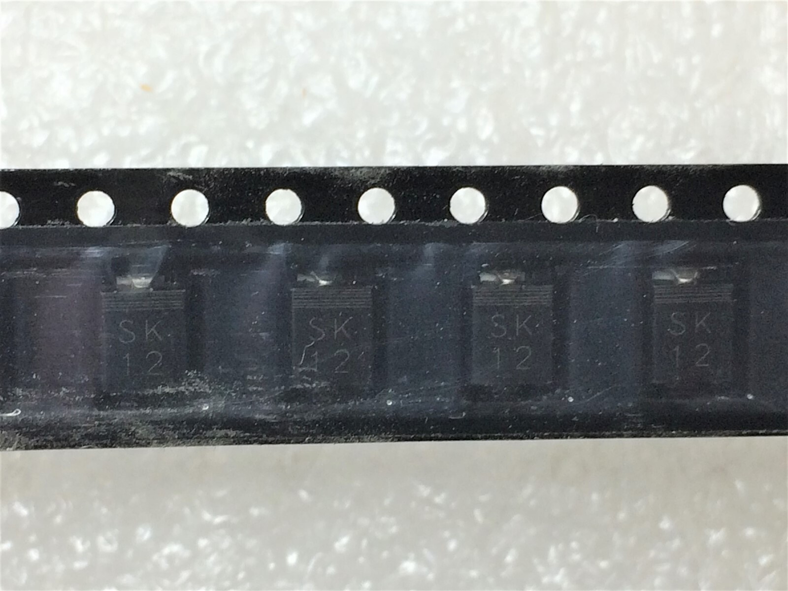 SK12-T MCC DIODE SCHOTTKY 20V 1A DO214AA 100 PIECES | eBay