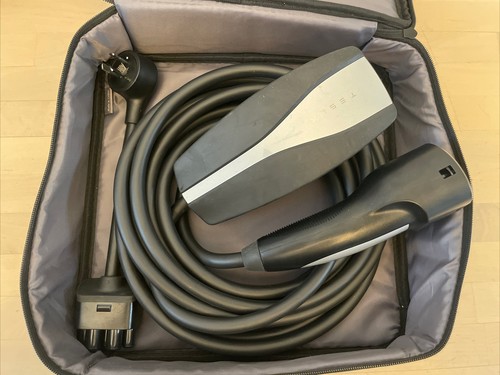 TESLA Mobile Connector UMC Charging Cable 1121254-00-E AU ADAPTER AUS X ...