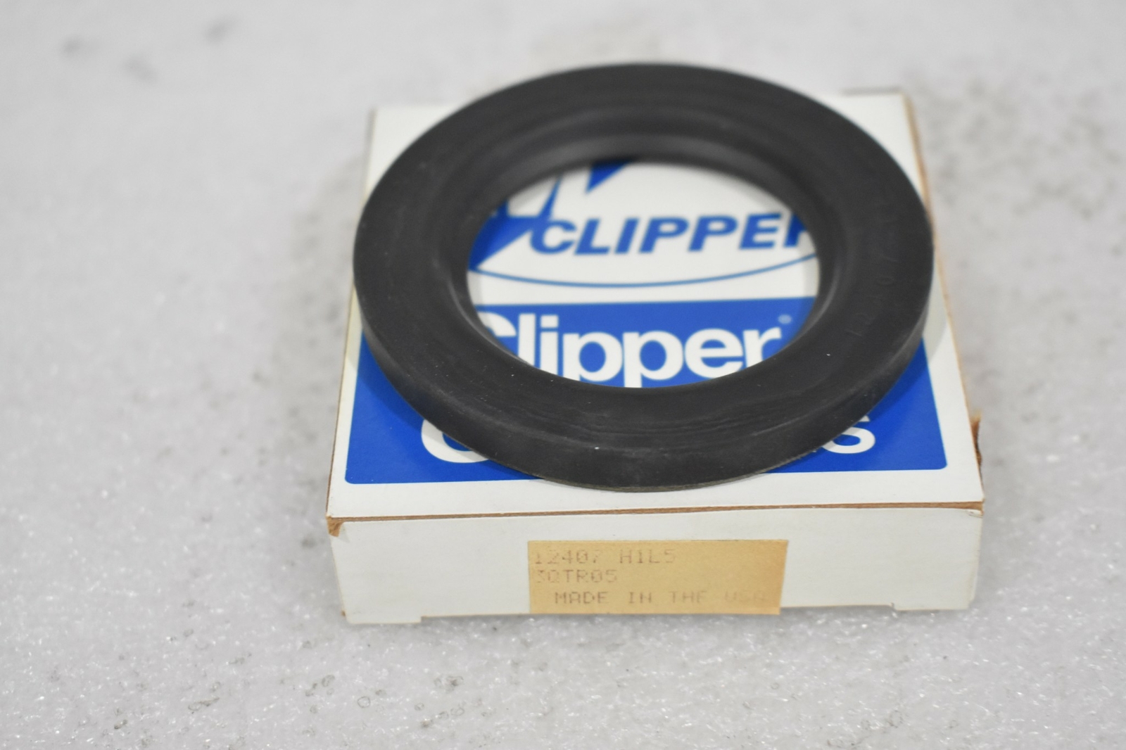 JM CLIPPER 12407 H1L5 3QTR05 OIL SEAL ( LOT OF 5 ) | eBay