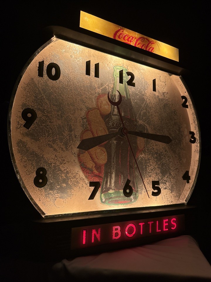 VINTAGE COCA COLA LIGHTED CLOCK ….no Reserve | eBay
