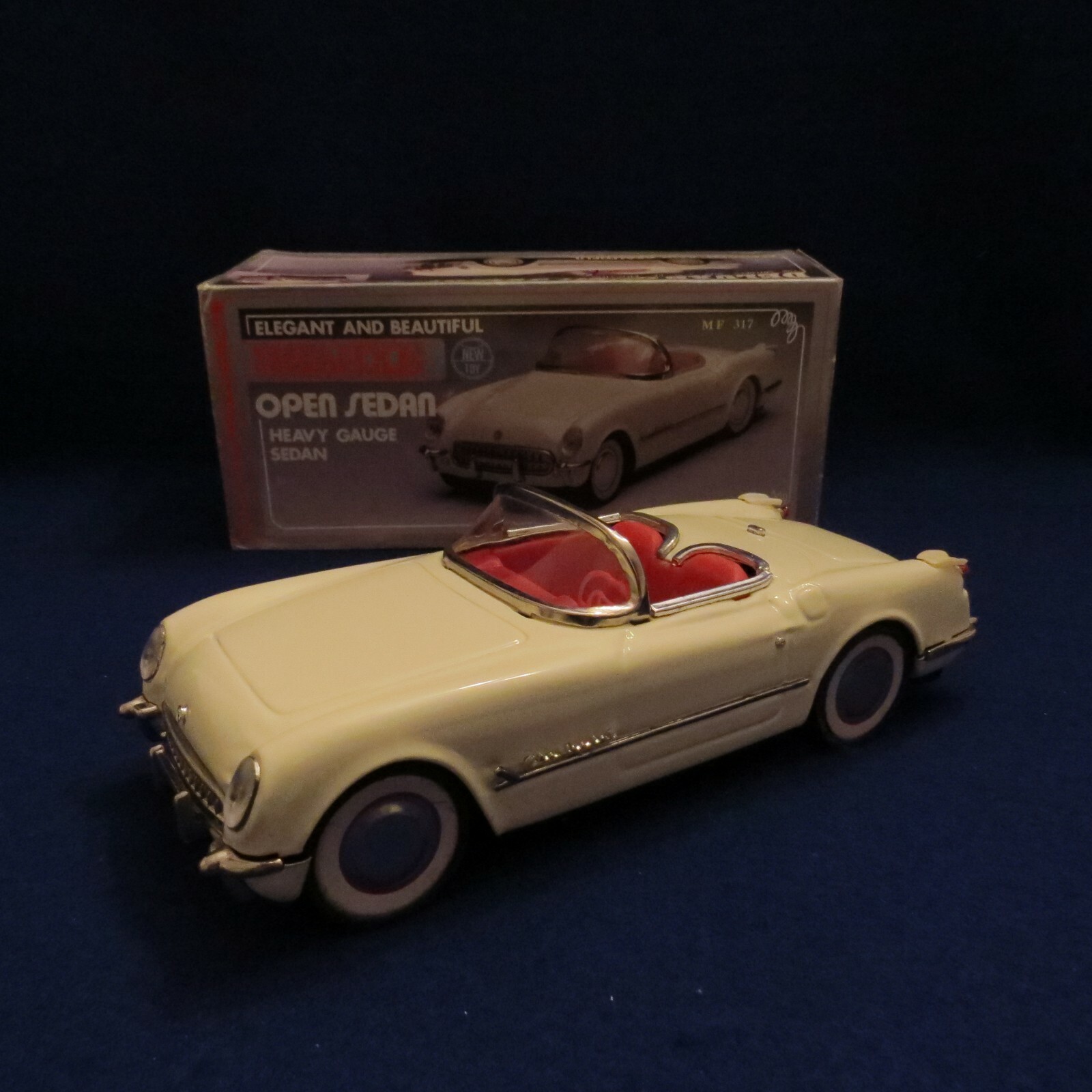 New Toy Deluxe Open Sedan Corvette Friction Toy Car White Convertible ...