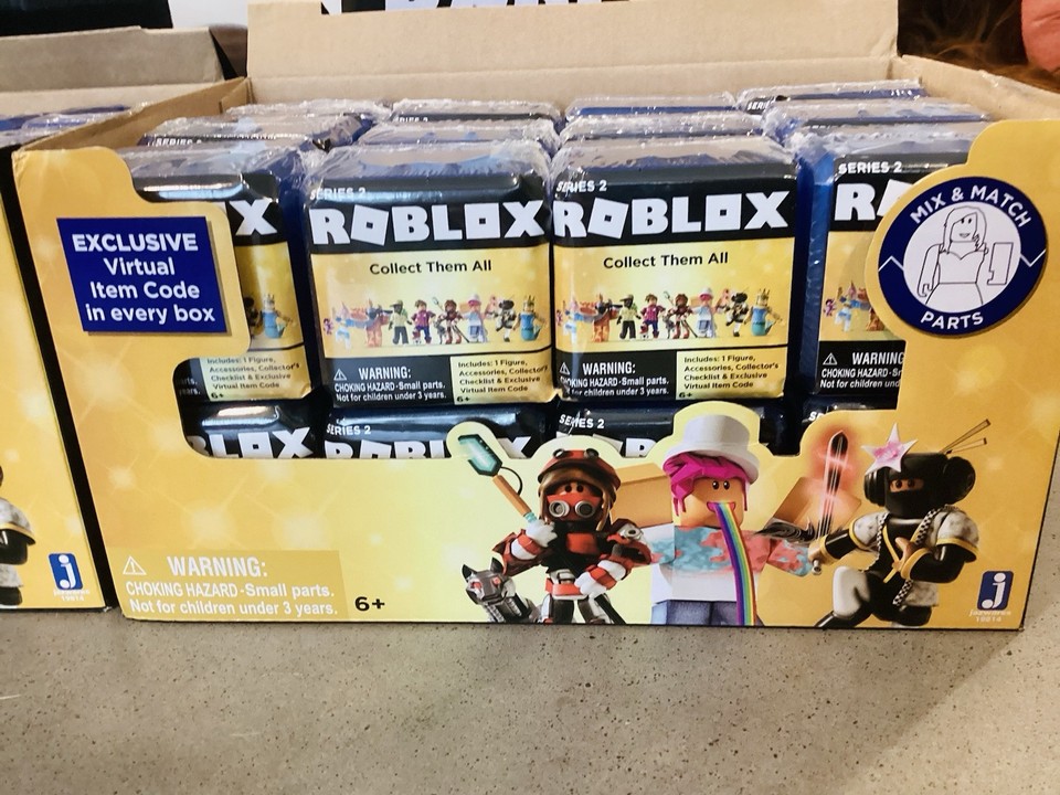 24X ROBLOX Celebrity Series 2 Blue Blind Box Mystery Cubes! SEALED ...