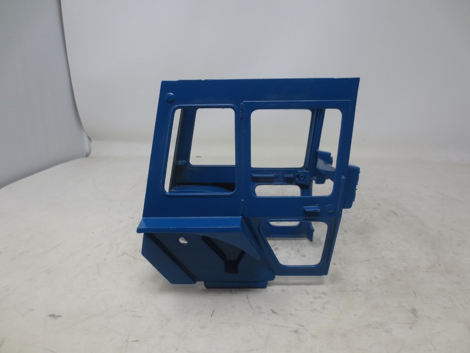 ERTL 1/12 SCALE FORD 9600 TRACTOR CAB FARM TOY | eBay