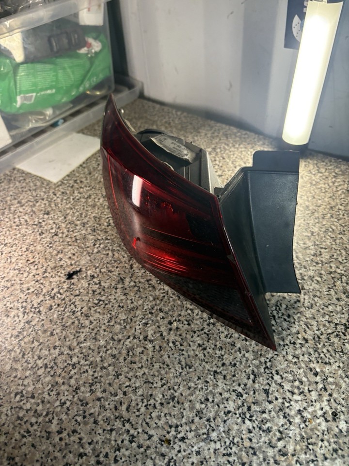 Seat Leon Cupra 2015-2020 Rear/tail Light On Body (passenger Side ...