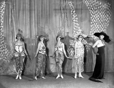 8x10 Print Incredible Ziegfeld Follies Costumed Showgirls 1921 #2016964 ...