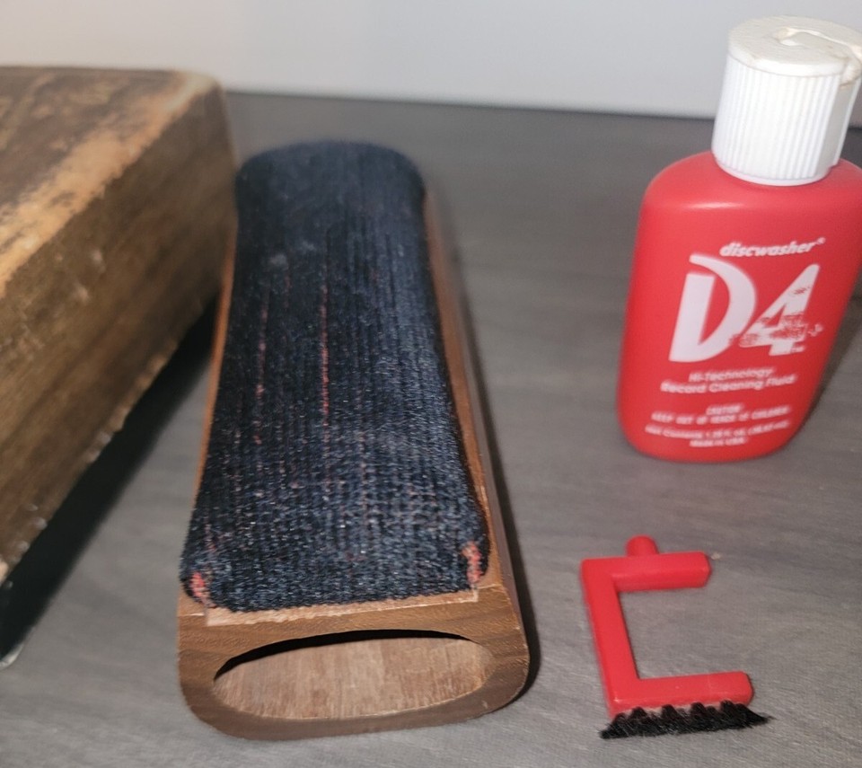 Discwasher D4 Record Care System (read) Vintage Vinyl Cleaner | eBay